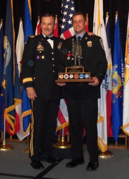 Andrew Wallace Receives Heroism Award